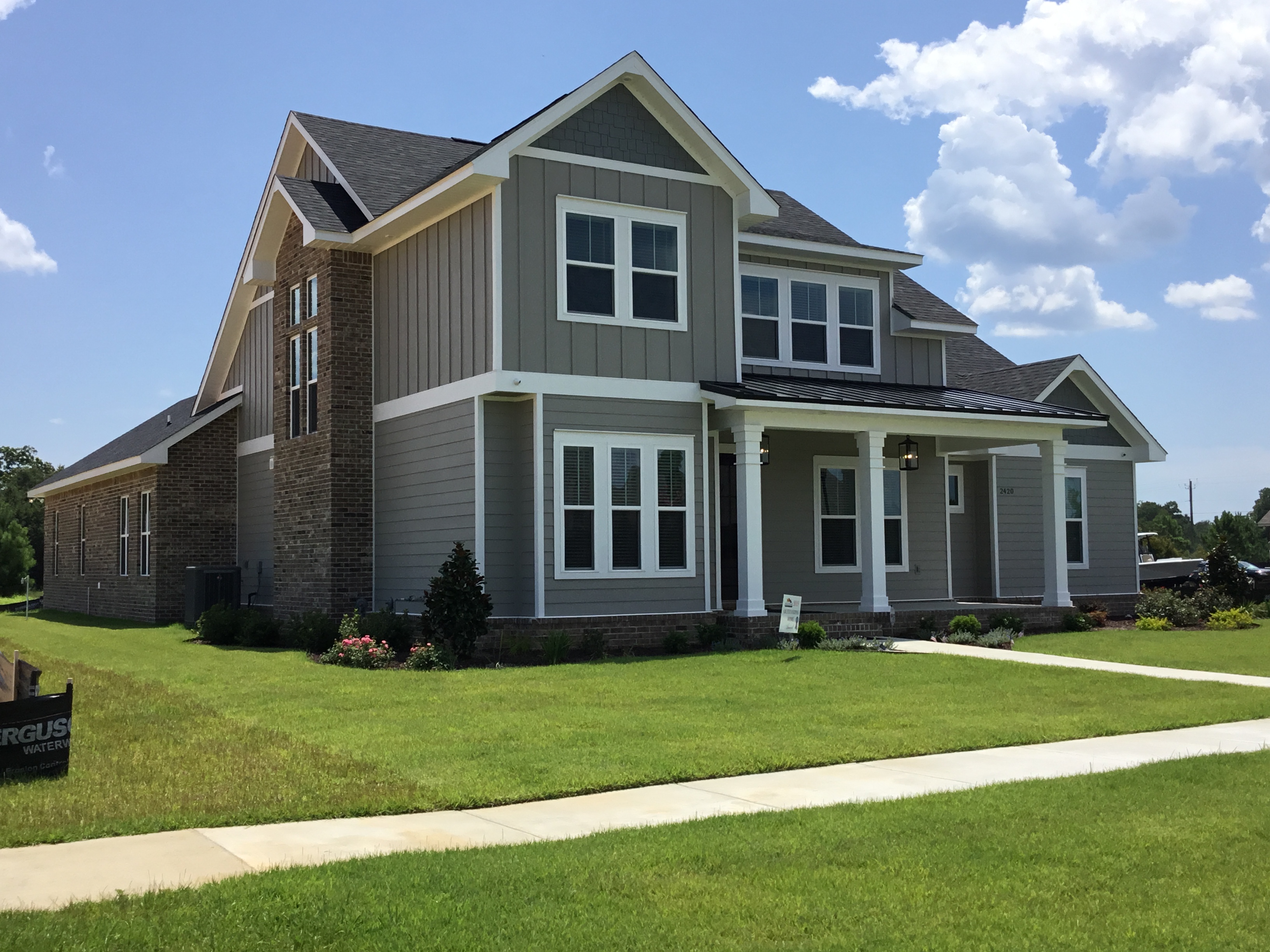 Belfast Gray Brick | Classic Collection – Timeless Elegance & Durability