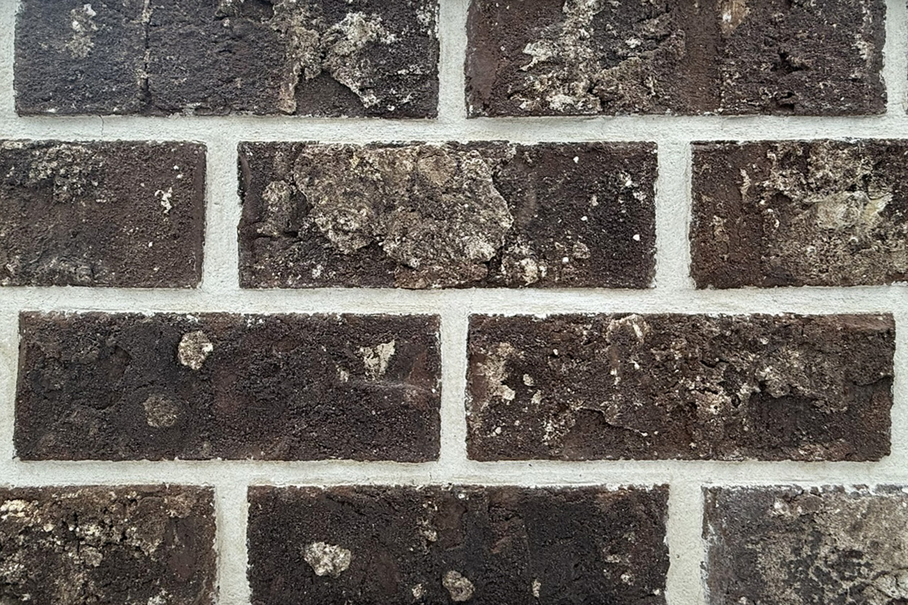 Choosing the Perfect Exterior Colors for Your Home with Cherokee Brick.